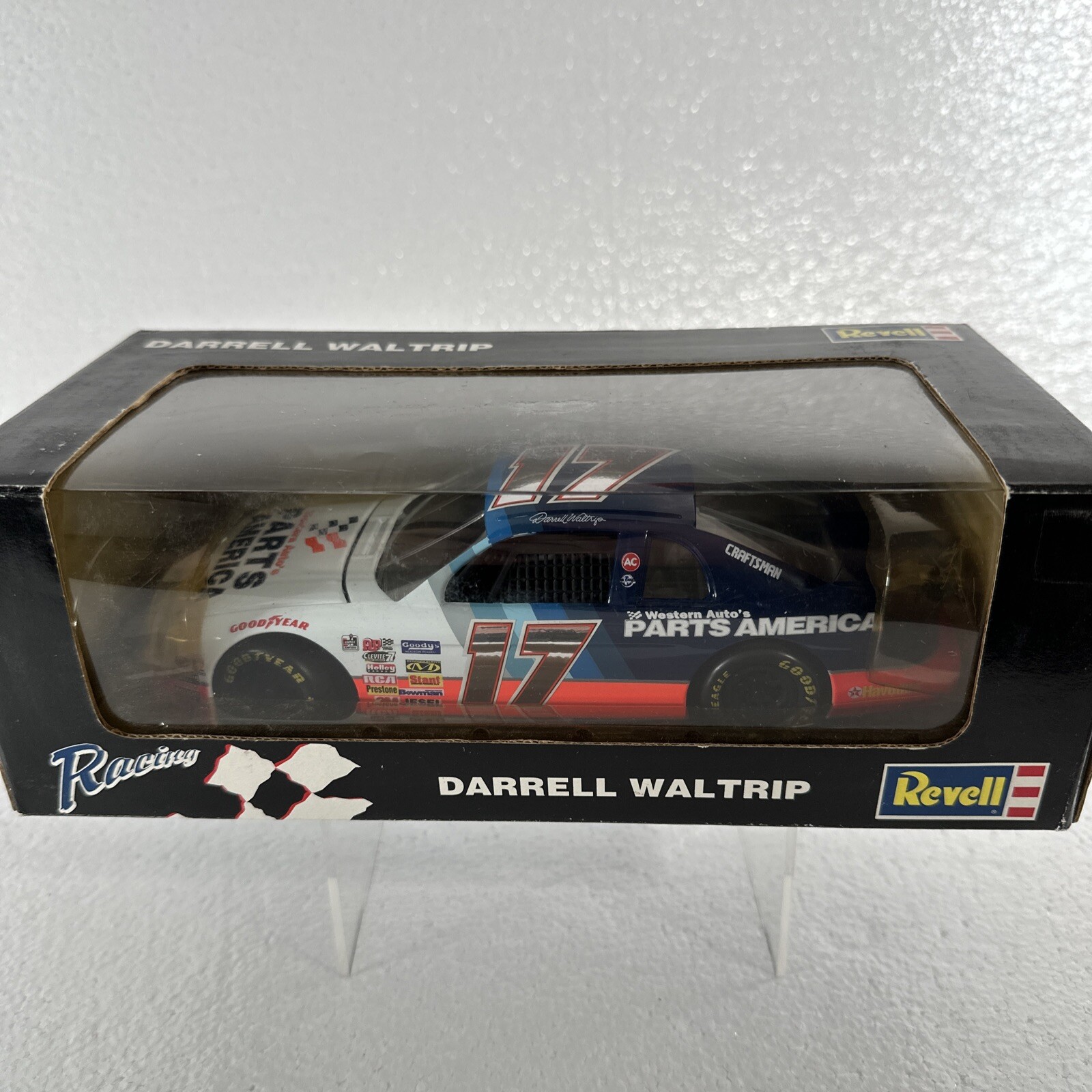 1997 Darrell Waltrip #17 Western Auto Parts America 1/24 Revell NASCAR ...