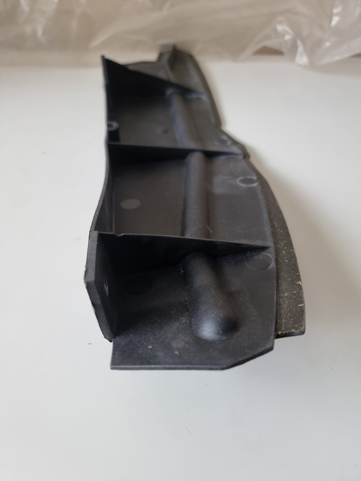 Genuine Land Rover Baffle Front Fender For Range Rover 1994-2001 ...