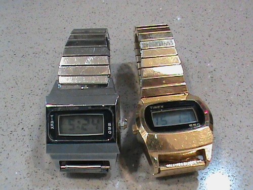 Two 1970's Timex Ladies LCD Digital Watches Running | eBay