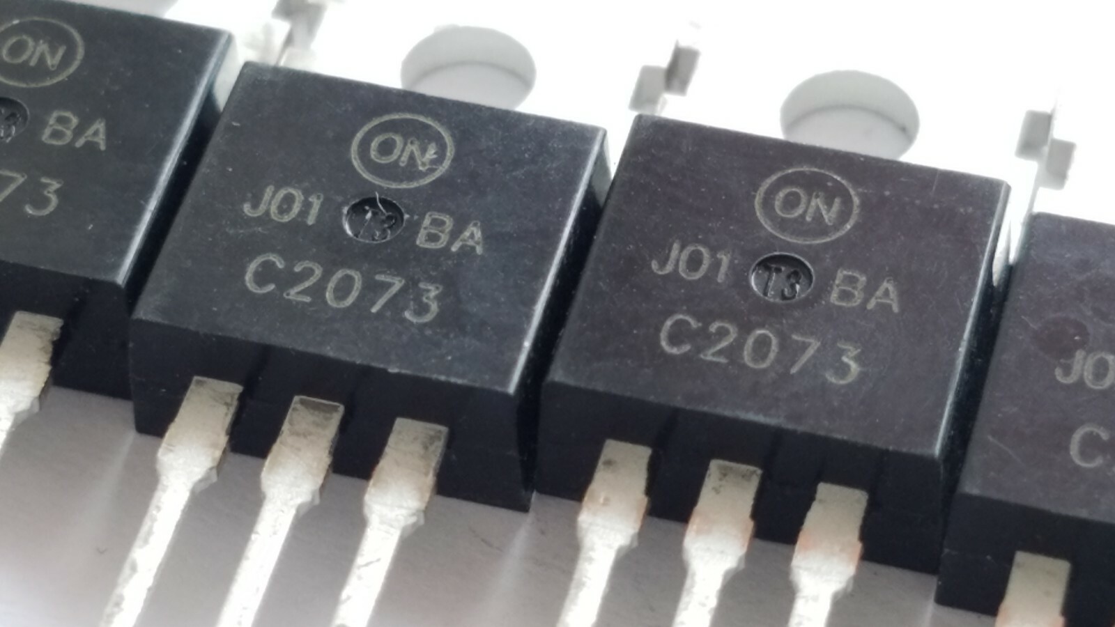 FAIRCHILD KSC2073 6 PCS SUB FOR 2SD313 2SD325 2SD381 2SC485 2SD235 ...