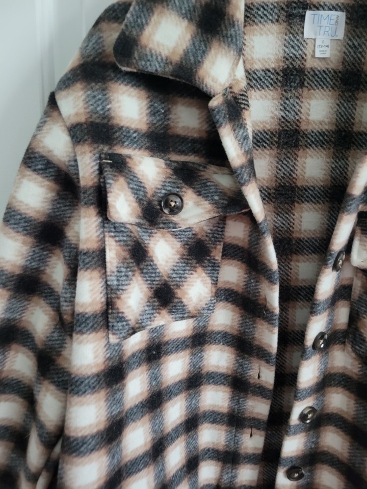 Time and Tru Women’s Brown Tan Plaid Oversized Fleece Shacket Size ...