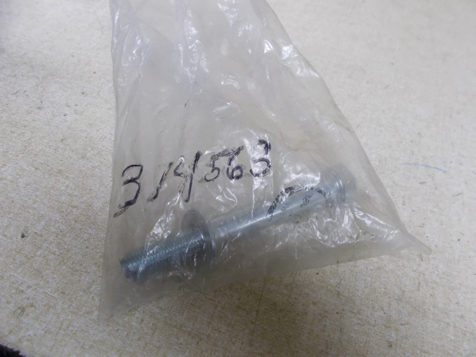 NEW Engine Cylinder Head Bolt Stud Forklift 314563 *FREE SHIPPING* | eBay