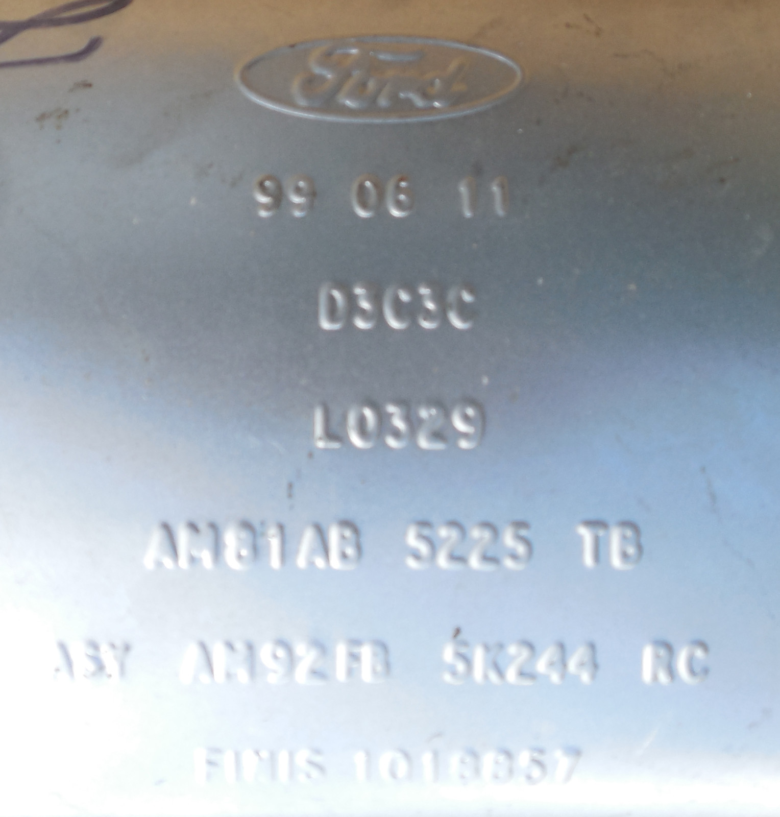 Ford Fiesta Courier Endschalldämpfer Finis 1018857 - AM92FB-5K244-RC ...