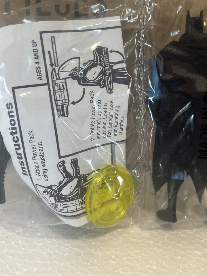 KENNER Vintage 1995 Batman Mail Away Animated Battle Helmet Action ...