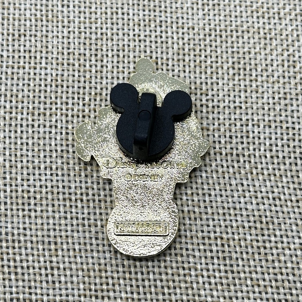 Tokyo Disney Resort Game Prize Pin 2023 TDR 40th Christmas Blowfish ...