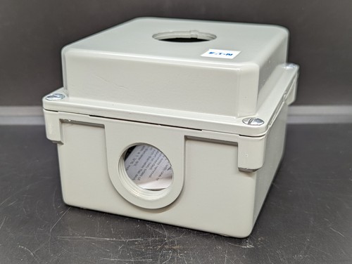 Eaton 10250TN11 Oiltight Enclosure Nema 3-4, 13 NEW IN BOX | eBay