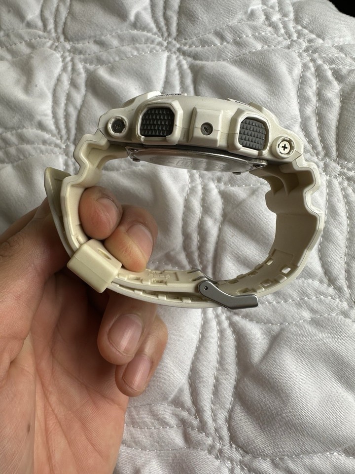 Casio Men's White G-Shock 5081 GA-100A -7a Watch New Battery | eBay