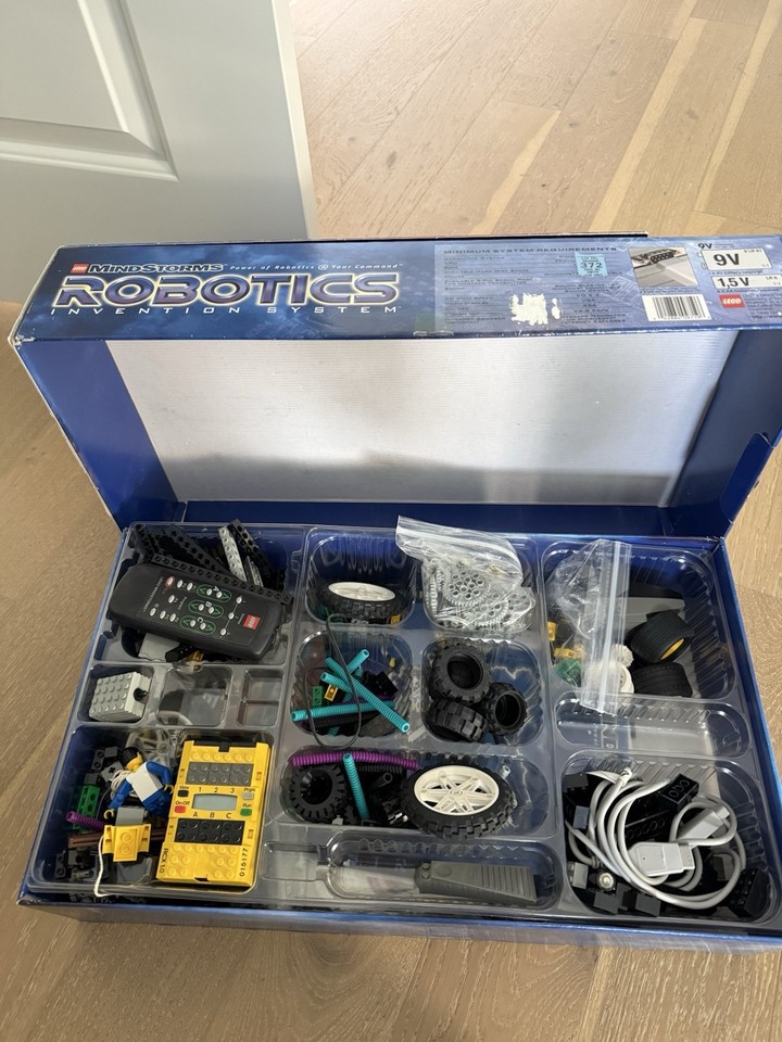 Lego Mindstorms Robotics Invention System 9V 1,5V RCX programmable ...