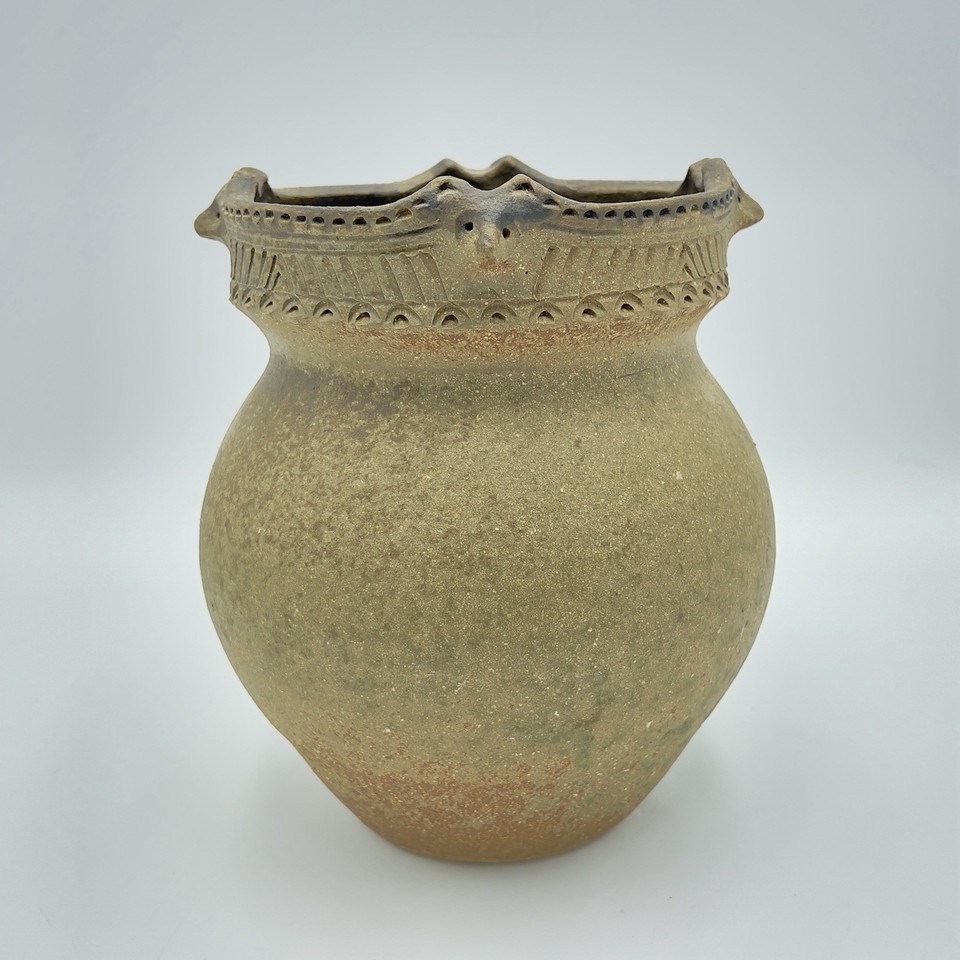 Vintage Peter PB Jones Wolf Fox Effigy Vase Pottery Seneca Tribe Beaver ...