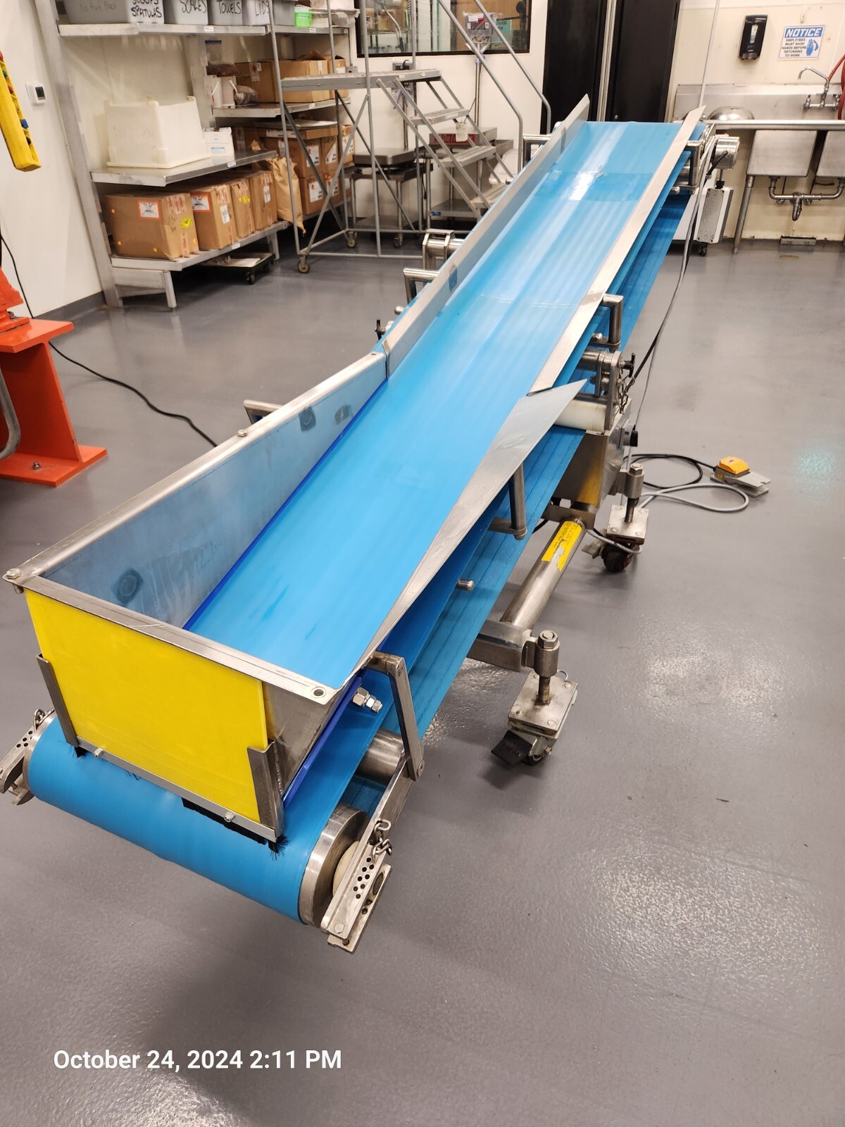 Industrial SS Incline Conveyor, Sani Wash-Down, Drum Motor, Mobile, *W ...