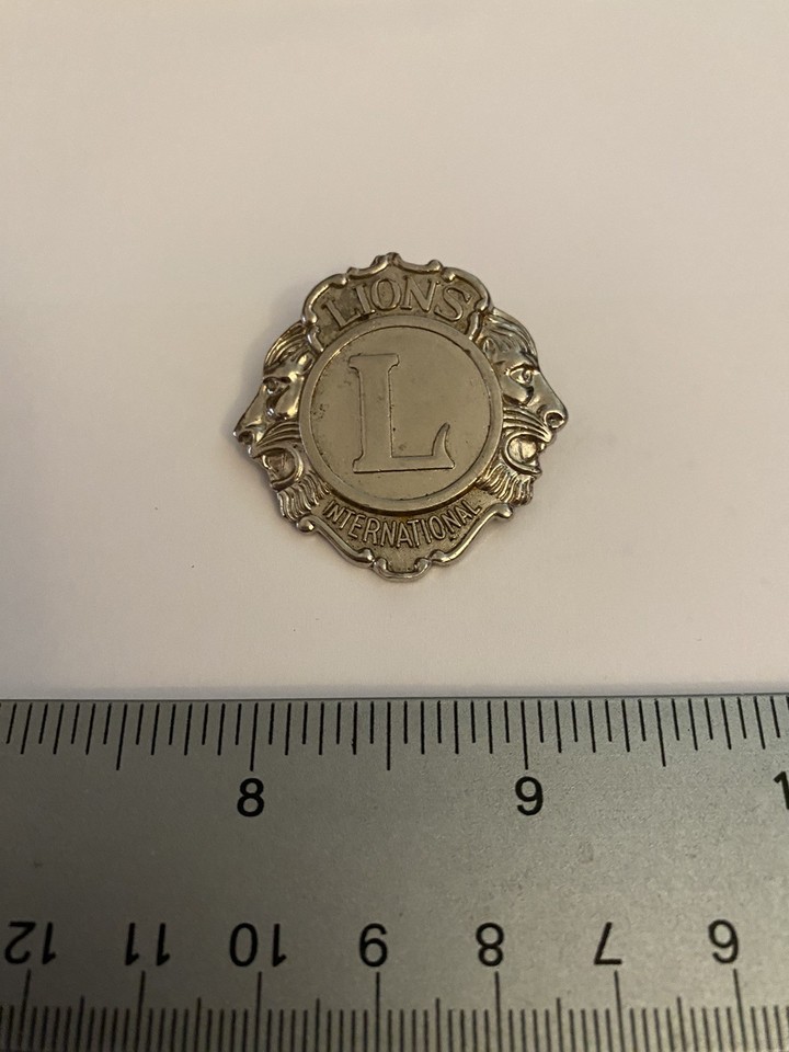 Lions Club International Lapel Pin P136 | eBay