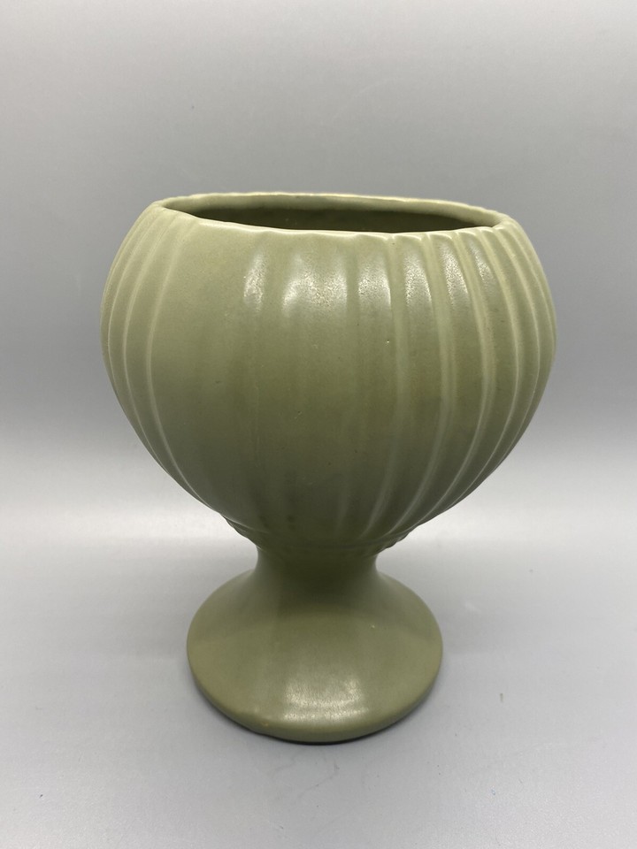 VTG McCoy Floraline Ribbed Olive Green Pedestal Vase # 407 | eBay