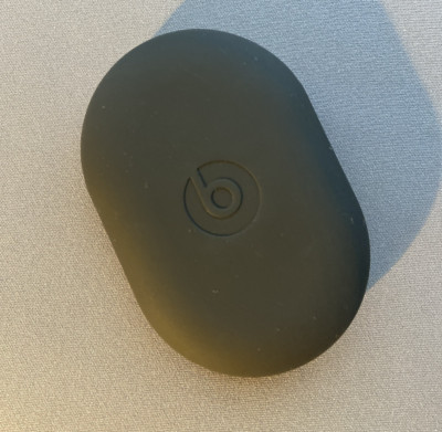 Beats by Dre Rubber Pouch Sleeve Case for Beats X - Black | eBay