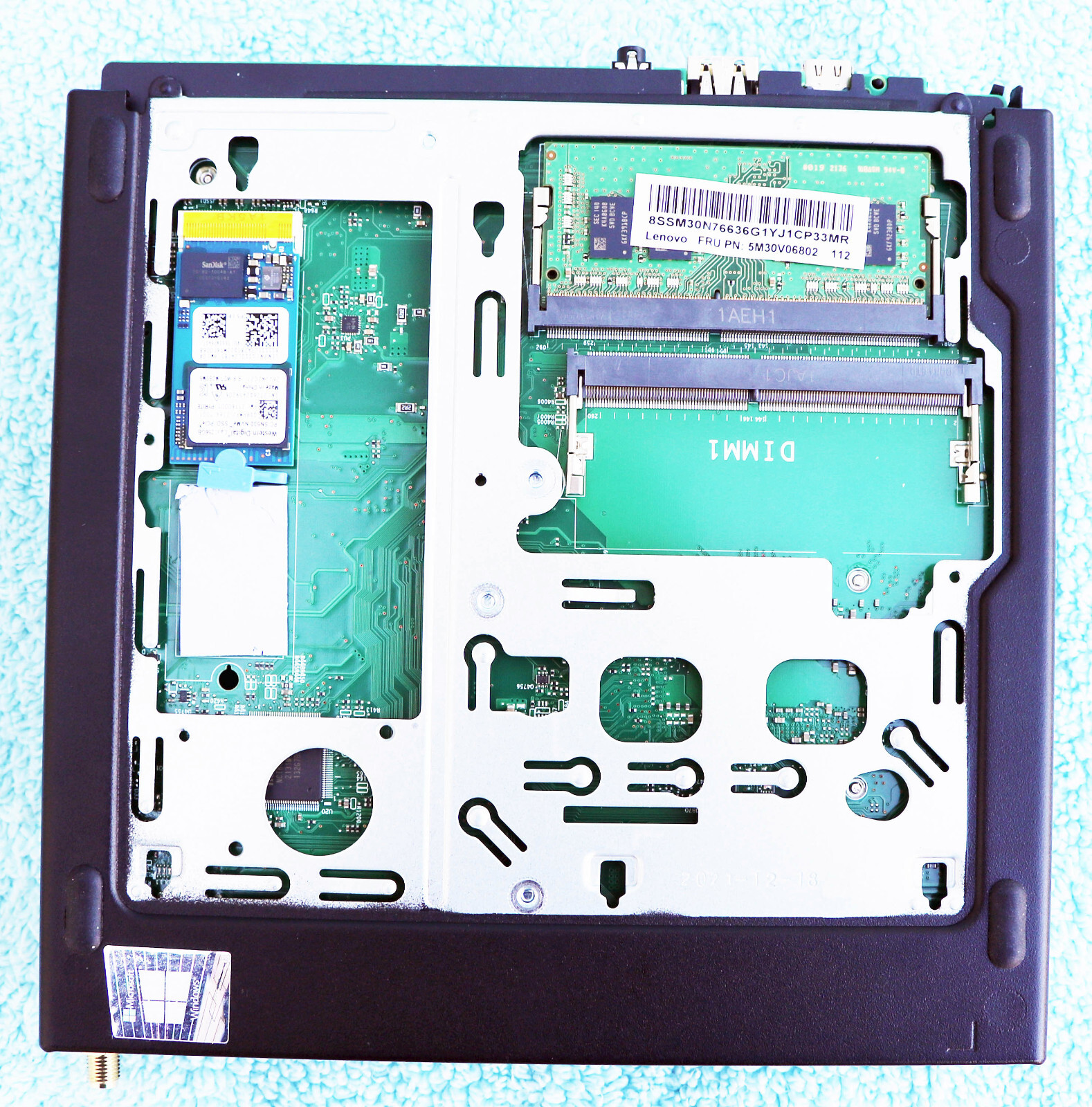 Lenovo ThinkCentre M60e (256GB SSD, Intel Core i5 10th Gen., 3.60 GHz ...