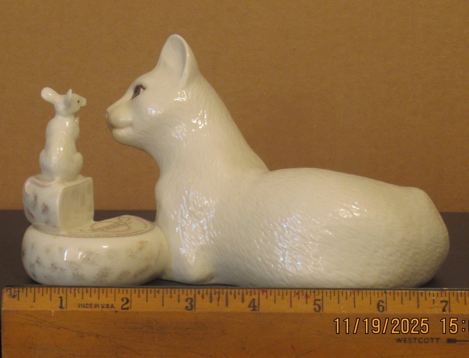 Lenox Making Friends Ivory Cat Mouse sitting on Cheese | eBay