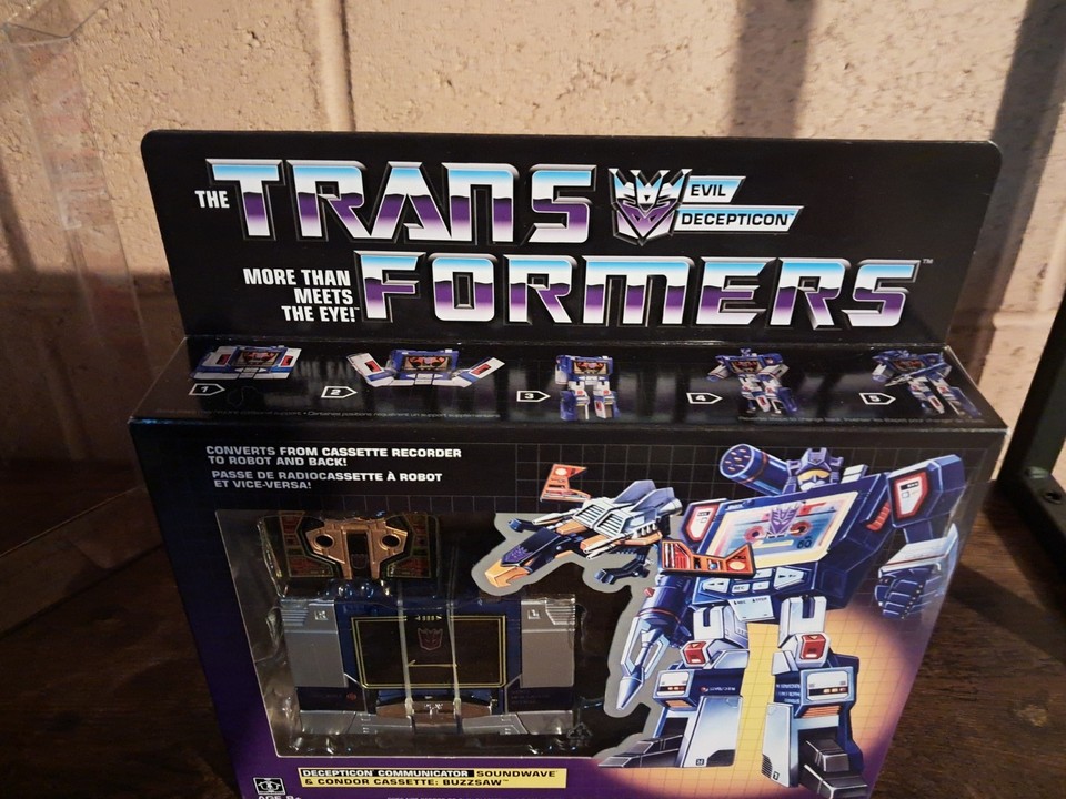 Transformers G1 Soundwave Reissue With Rumble Frenzy Ravage Laserbeak ...