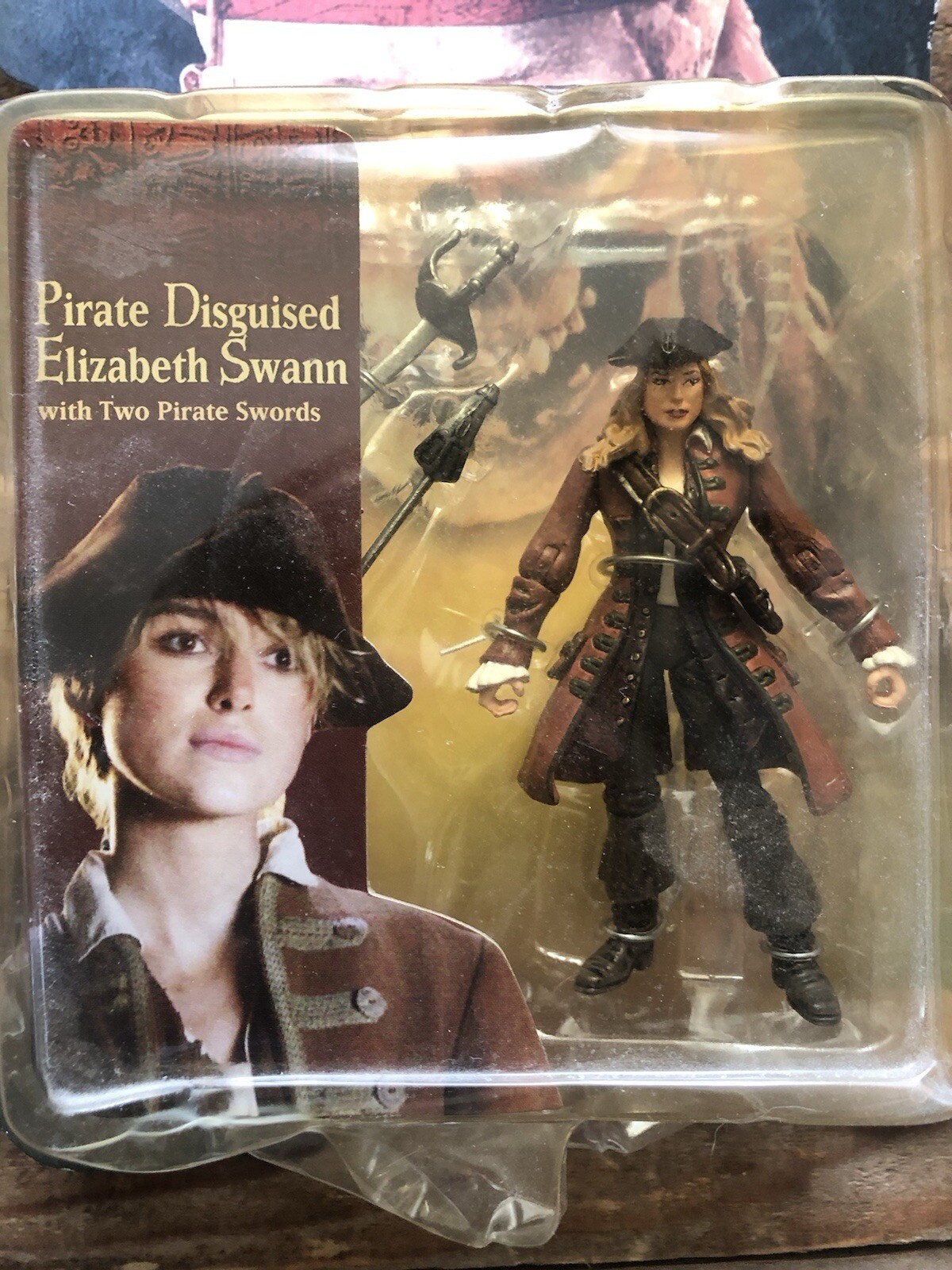 PIRATES OF THE CARIBBEAN PIRATE DISGUISED ELIZABETH SWANN 4" ACTION ...