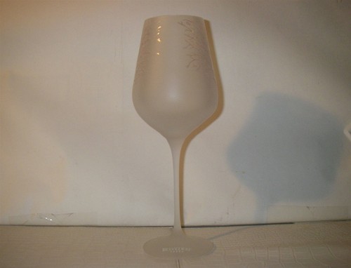 BELVEDERE VODKA TALL FROSTED FOOTED DRINKING GLASS G3379 | eBay