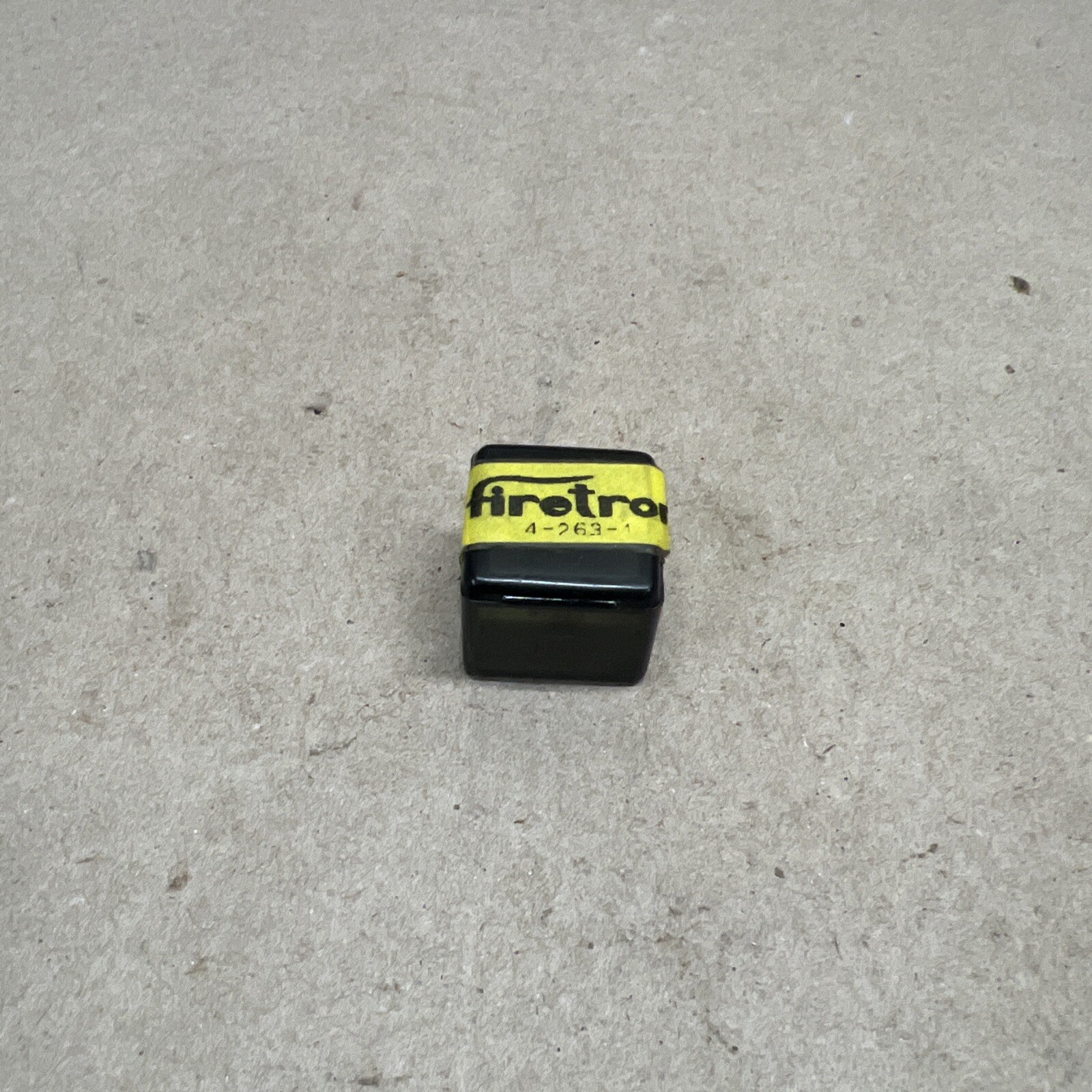 Fireye 4-263-1 Firetron Cell for 48pt2 Only for sale online | eBay