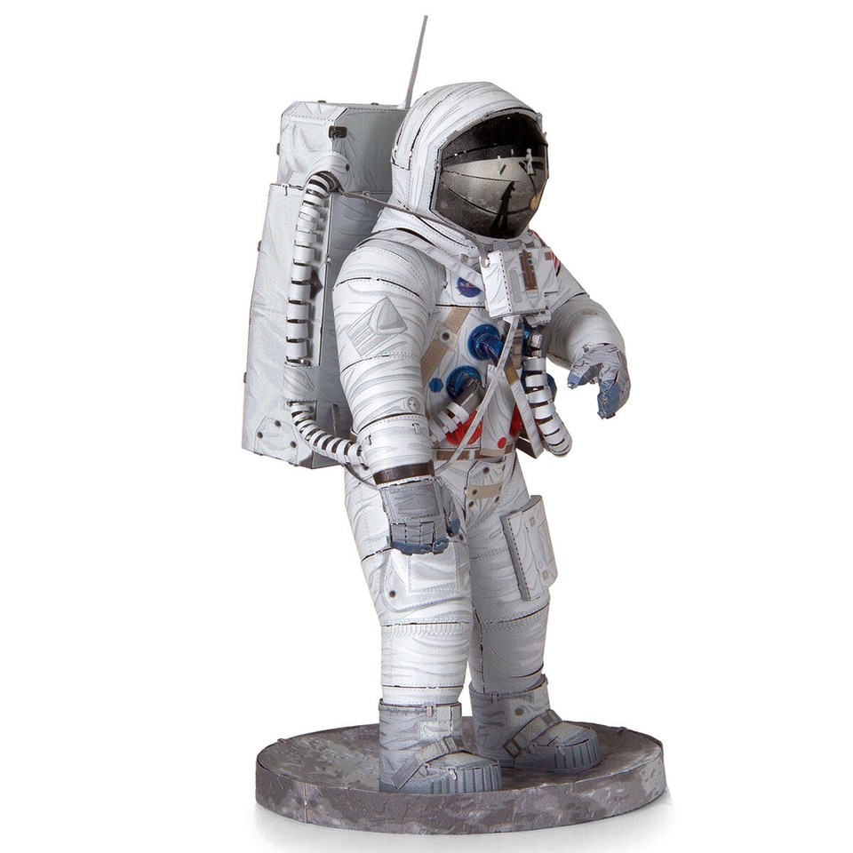 Fascinations Premium Series APOLLO 11 ASTRONAUT 3D Steel Metal Earth ...