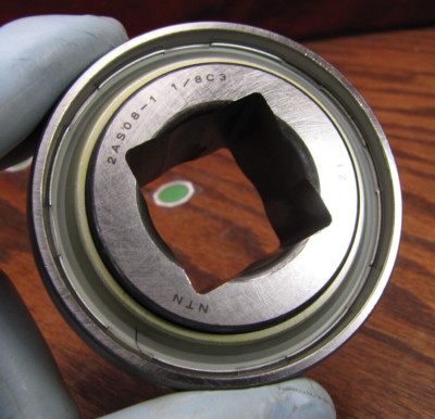 2AS08-1 1/8C3 Agricultural Disc Harrow Bearing 80mm x 30mm square bore ...