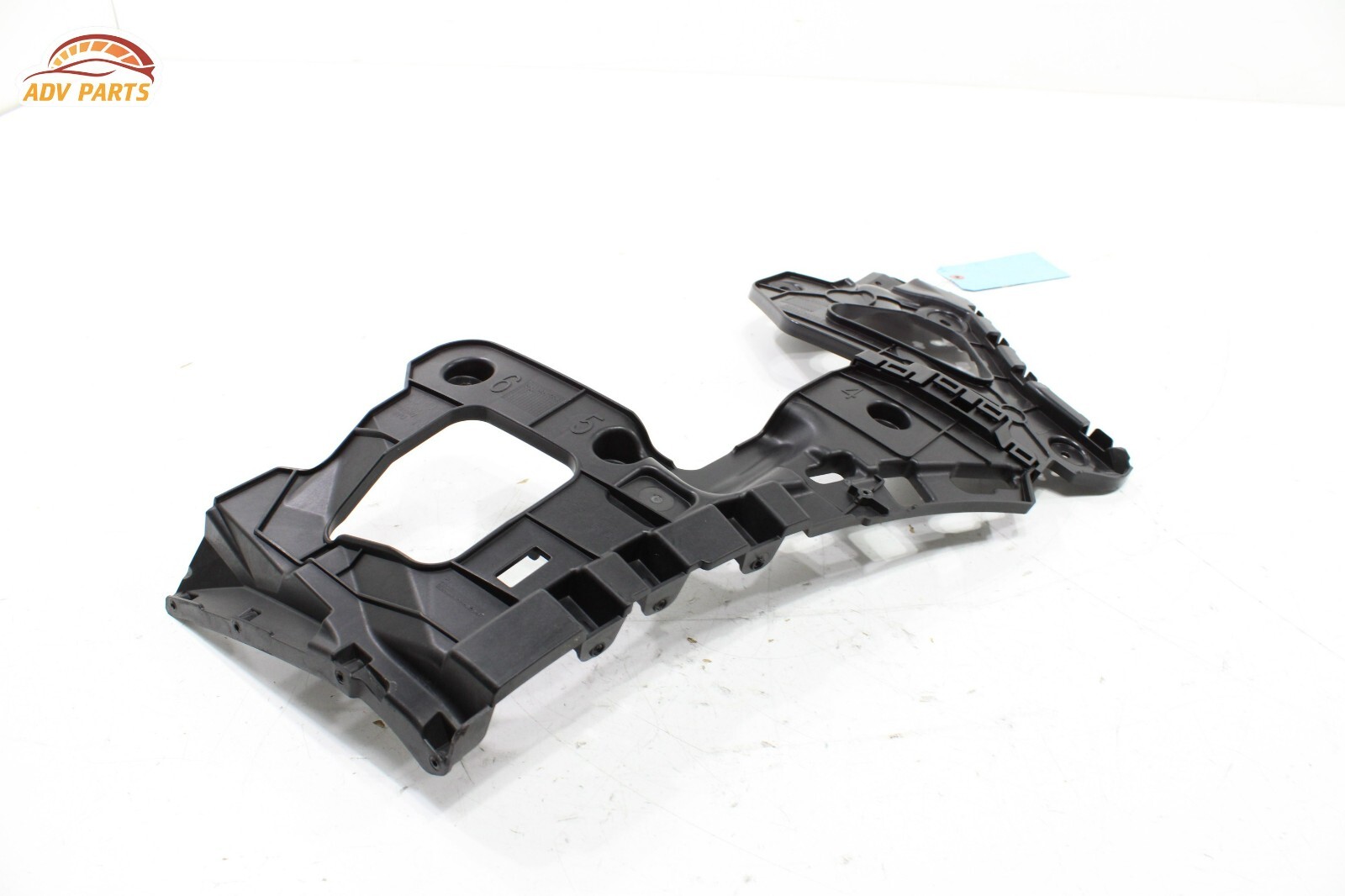 2019 - 2023 AUDI Q8 REAR BUMPER RIGHT SIDE LOWER GUIDE SUPPORT BRACKET ...