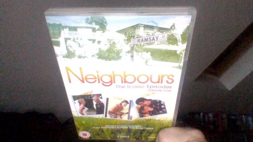 NEIGHBOURS - THE ICONIC EPISODES - VOLUME ONE 3 dvd set-cert 12 uk ...