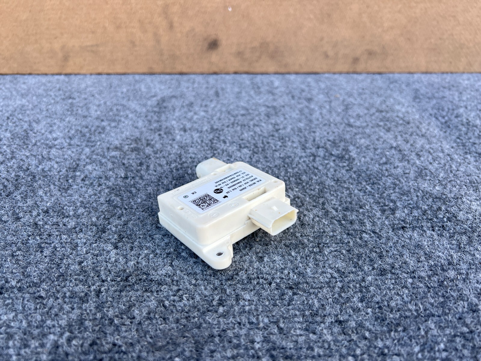 KIA STINGER 2018-2023 OEM FRONT RIGHT PASSENGER SEAT WEIGHT SENSOR ...