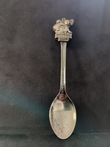Vintage AUSTRALIAN KOALA BEAR AND CUB SOUVENIR COLLECTOR SPOON-Nice ...