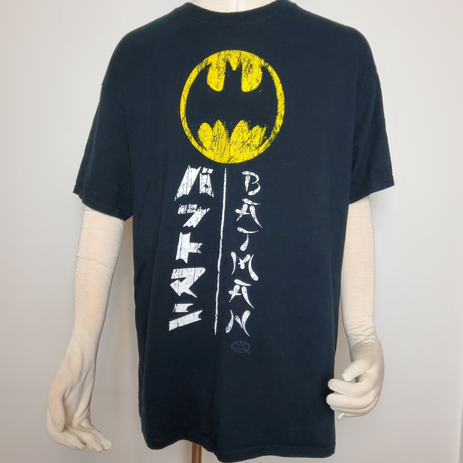 Batman Men Black T-Shirt Japanese Logo Kanji DC Comics - Gem