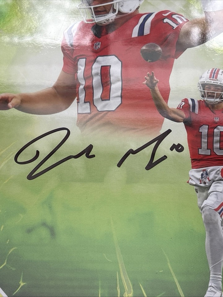 2025 Fanatics Emanate Drake Maye Auto Green Autograph NFL Patriots ...