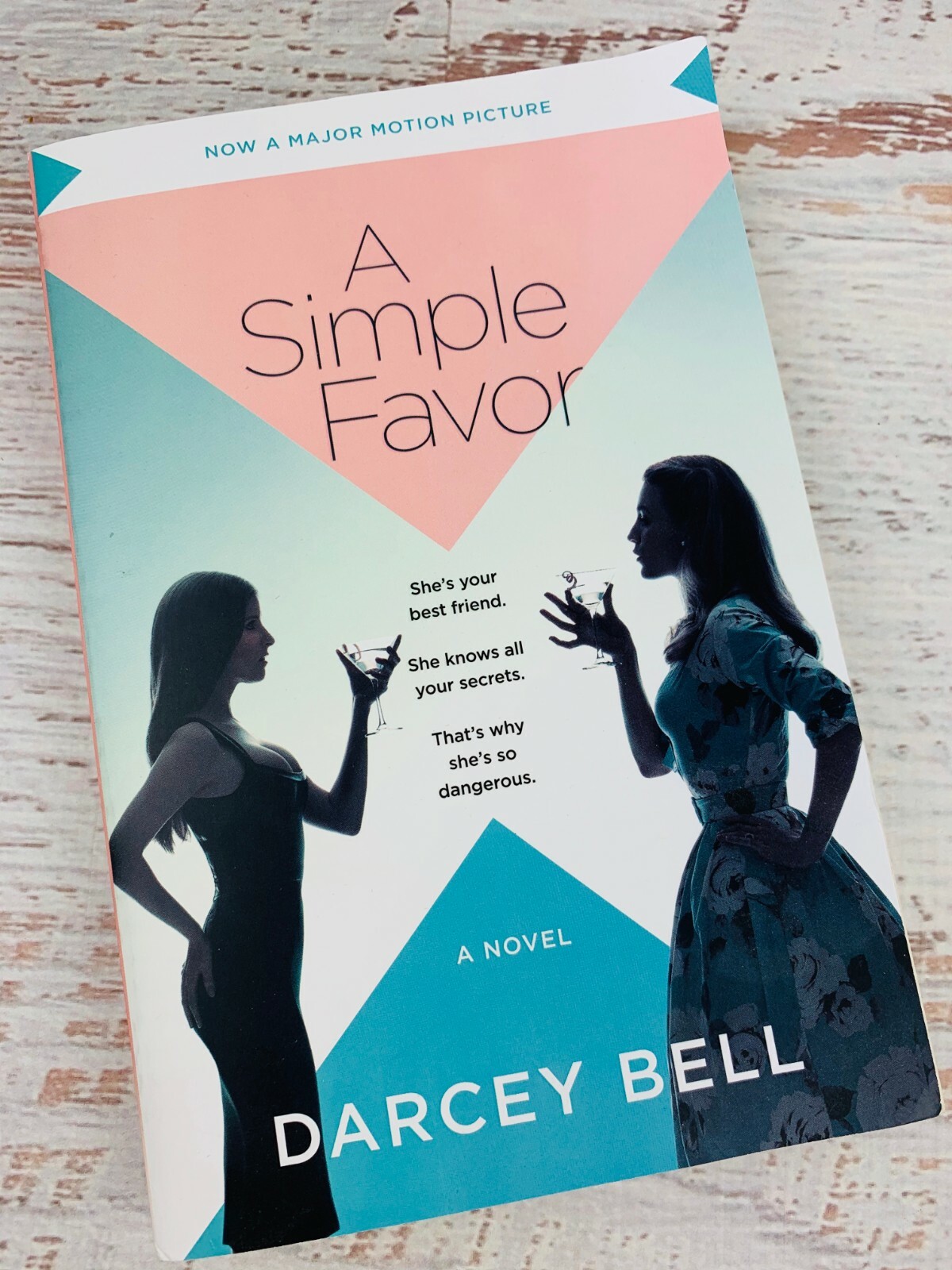 A Simple Favor [Movie Tie-in]: A Novel by Darcy Bell (2018, Paperback ...