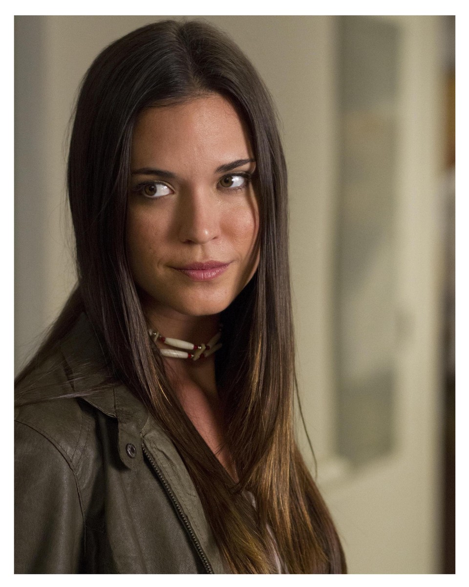 Odette Annable Banshee Banshee" The Fire Trials (TV Episode 2015)