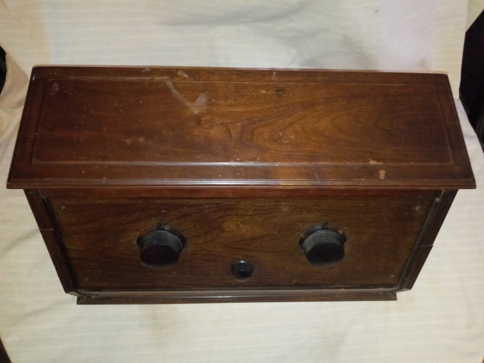 Antique early 1920s Wards Airline 5-tube (UX201) AM Broadcast Radio ...