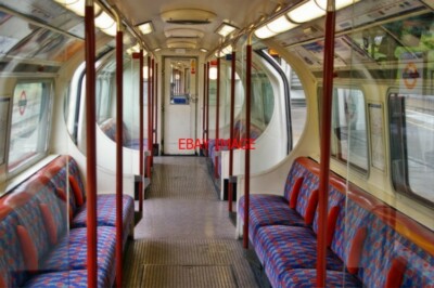 PHOTO INTERIOR VIEW OF A 1972 TUBE STOCK CARRIAGE ON A BAKERLOO LINE ...