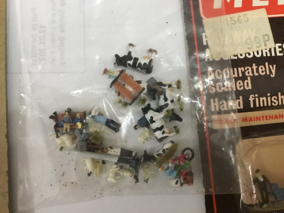 Merit N Gauge Figures and animals | eBay UK
