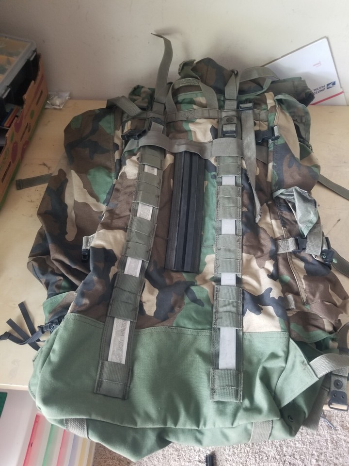 US Military M81 Woodland Camouflage Combat Field Pack Large with ...