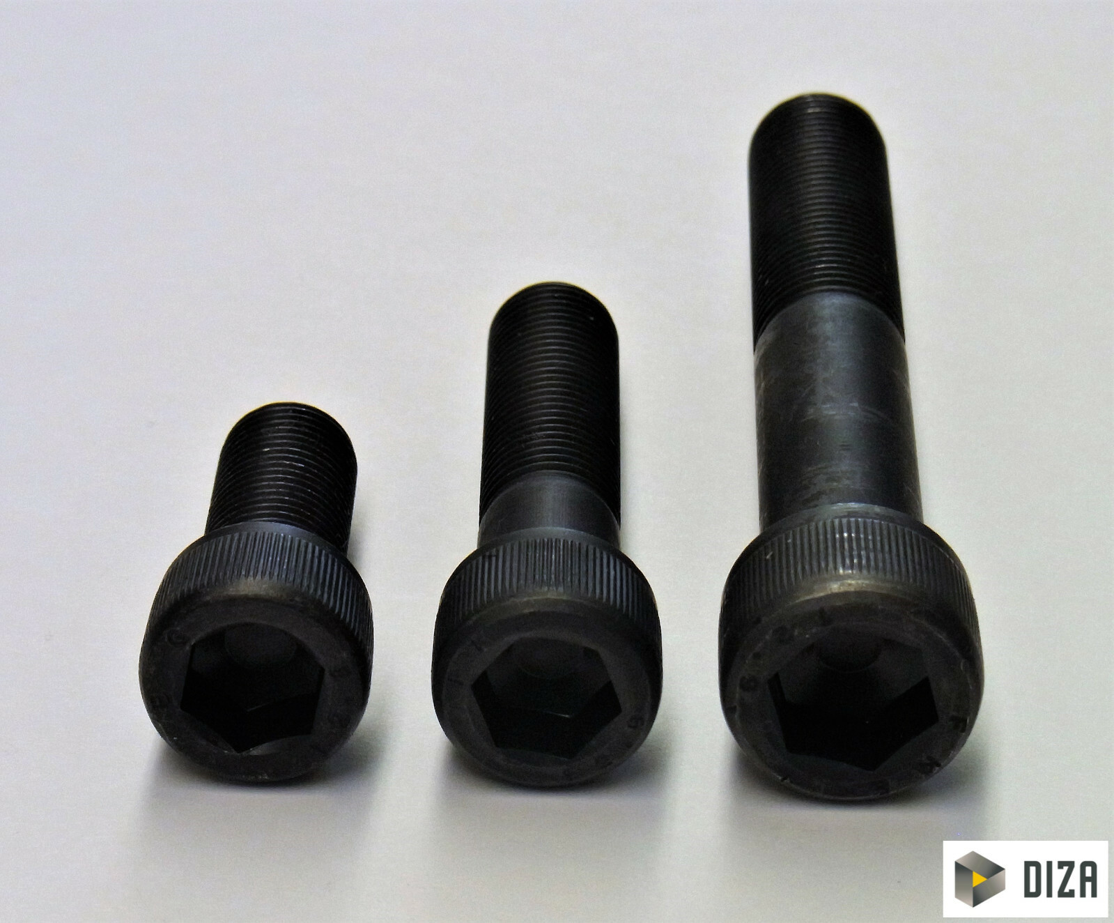 Zylinderschrauben DIN 912 Feingewinde 12.9 schwarz M8 - M16 ISO 12474 ...