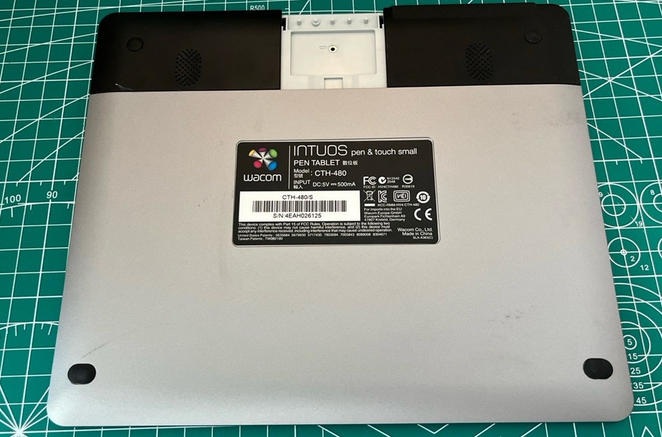 Wacom CTL-480 Intuos Drawing Tablet Only Small Set Creative | eBay