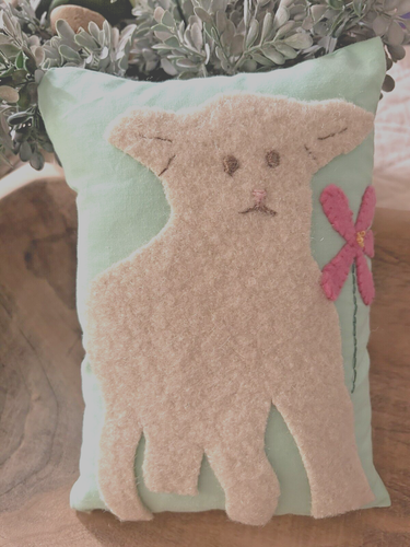 Primitive Stitchery Little Woolen Lamb Small Pillow Tuck Easter Vintage ...