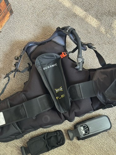 Oceanic SCUBA Flex BCD – Size: Large with NEW Weight Pockets! | eBay