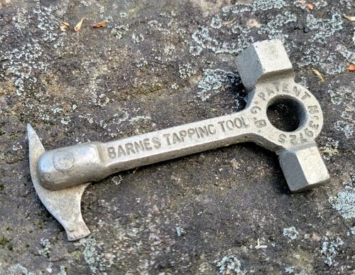 Unusual Barnes Tapping Tool Drum Keg Bung Puller Opener Australian ...