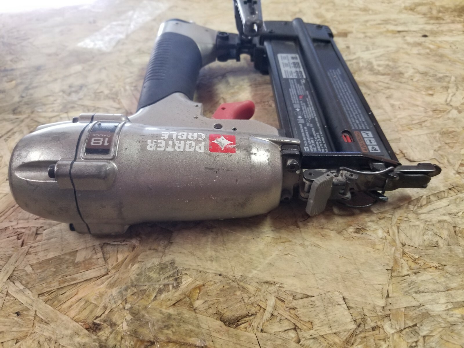 Porter Cable Model BN200C 2"(50mm) 18 GA. Brad Nailer, For Parts or ...