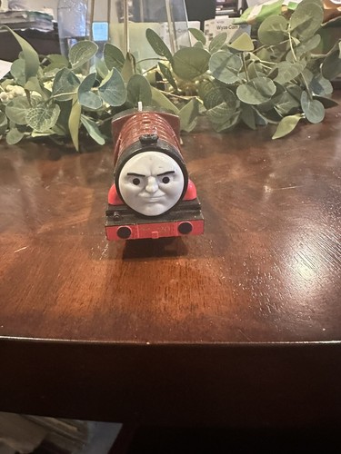 Thomas & Friends Trackmaster 2013 Motorized Hurricane Engine | eBay