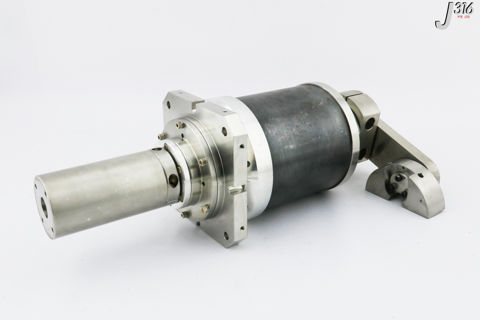 29762 APPLIED MATERIALS BUSHING, INNER SHUTTER MGN COUPLING 0020-22868 ...