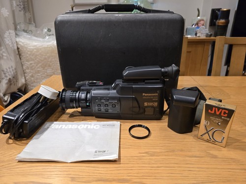 Vintage Panasonic MS50 Video Camera With Hard Carry Case Plus Two ...