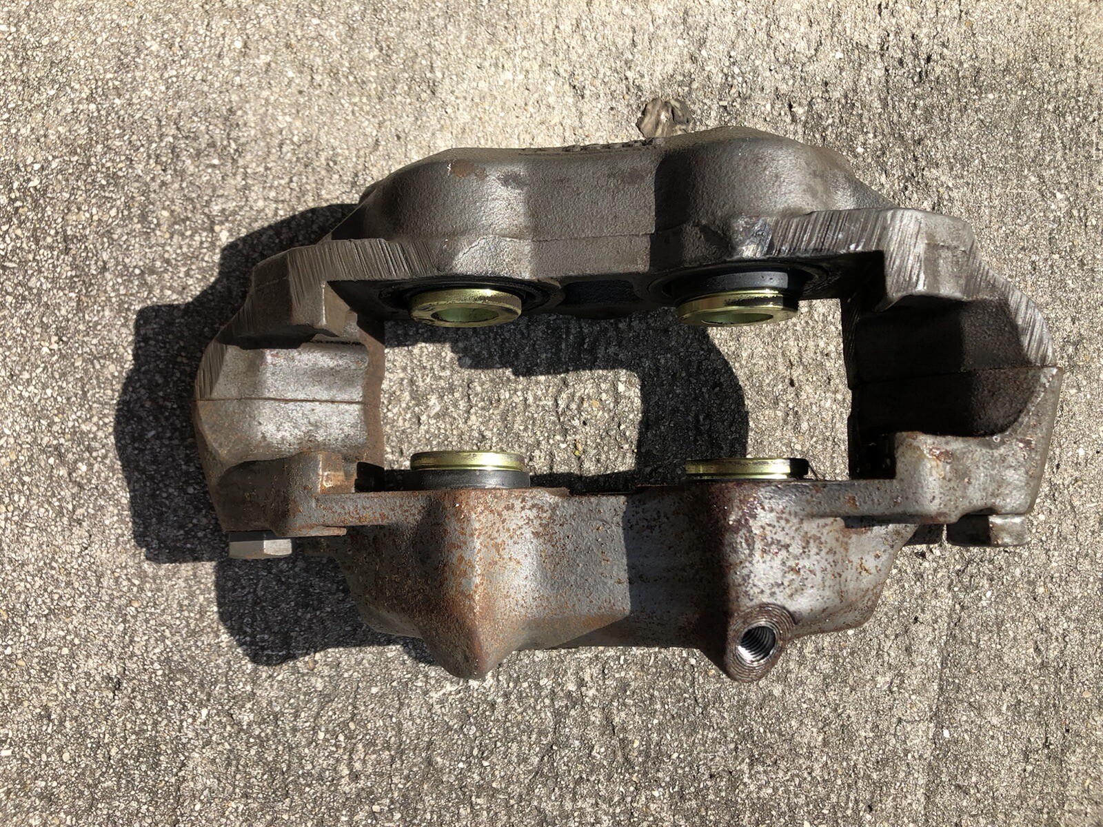 Corvette Front 4 Piston Brake Caliper GM #5473795 & 5473796 | eBay