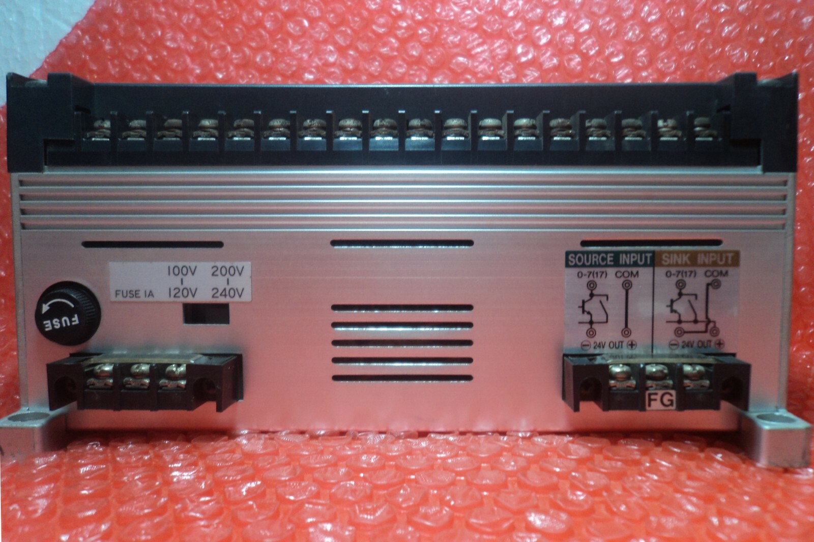 IDEC FA-1 24-Base Unit with PFA-1M 14U Memory Pack 100-120/200-240VAC ...