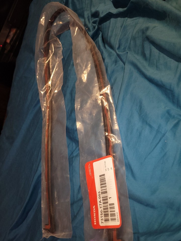 Genuine OEM Honda 73150-T7A-003 Front Upper Windshield Molding 2016 ...