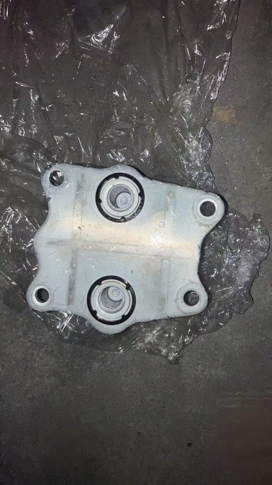 Toyota Lexus OEM Used Engine Oil Cooler 15710-25010 15710-F0010 for ...